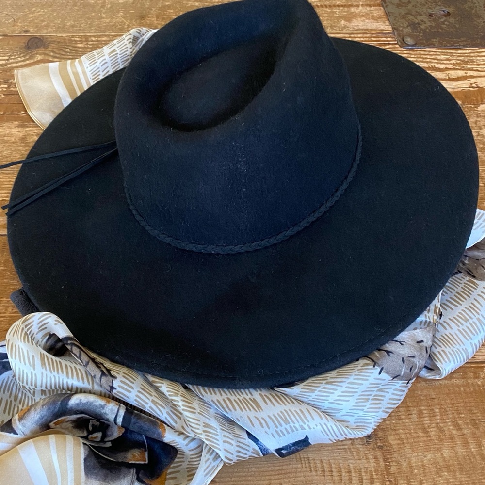 Black Rancher Style Wool Hat - Gem